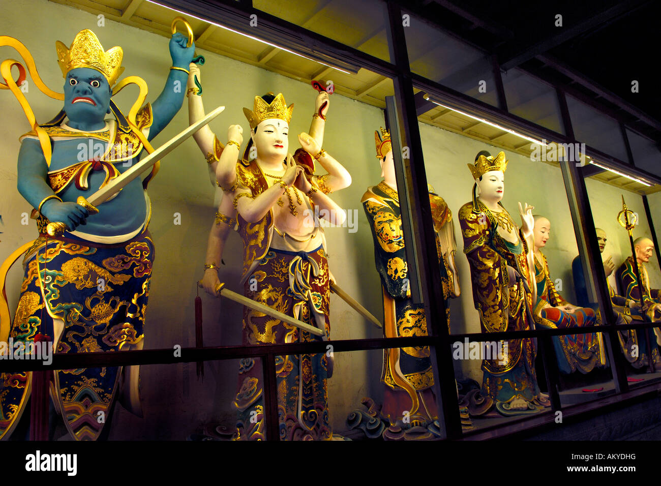 Longhua temple, Shanghai, China Stock Photo - Alamy