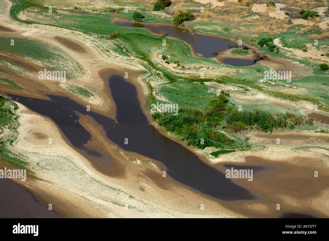 River bed sand banks hi-res stock photography and images - Alamy