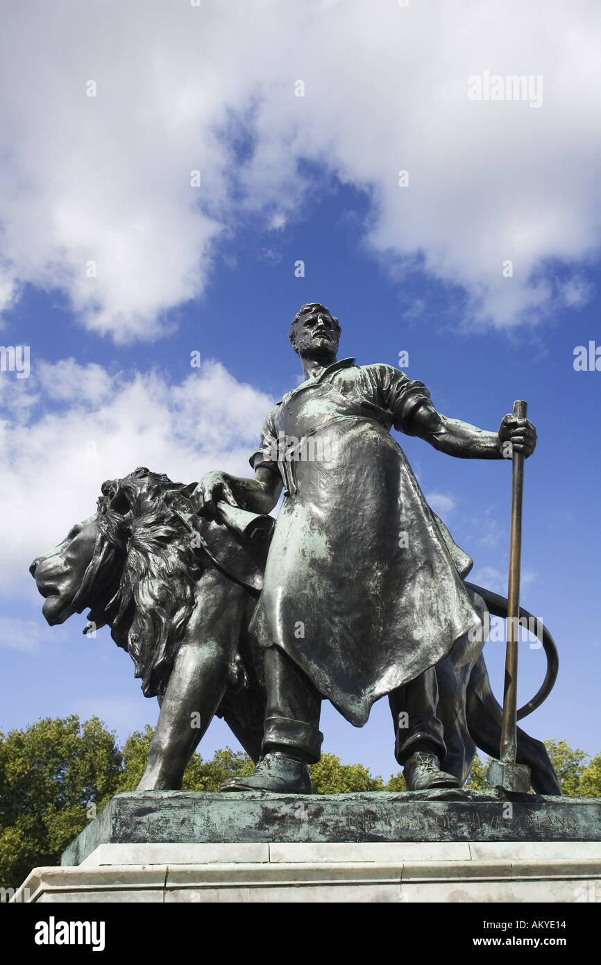 Black painted bronze male sculpture hi-res stock photography and images ...