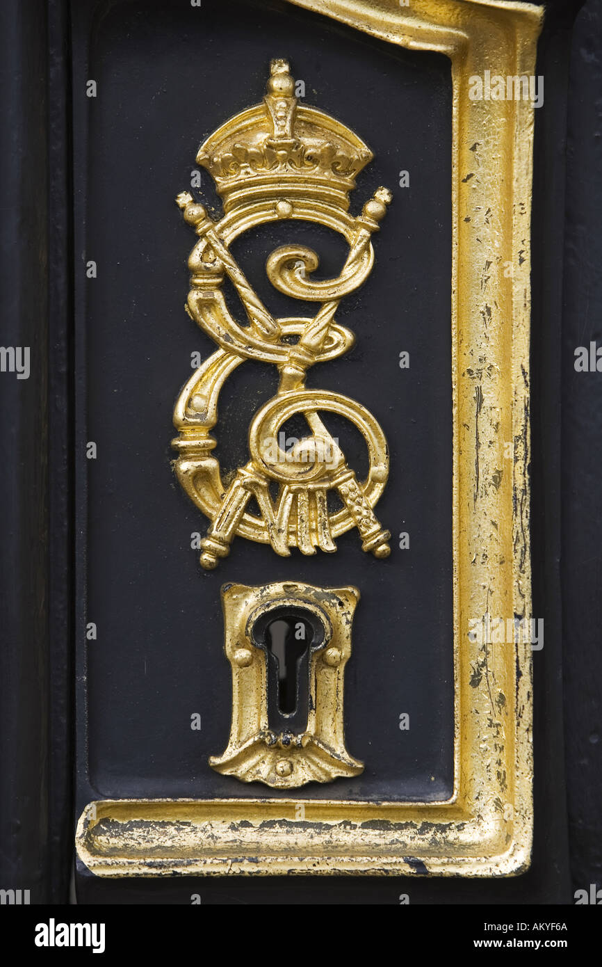 Enhancing photos hi-res stock photography and images - Alamy