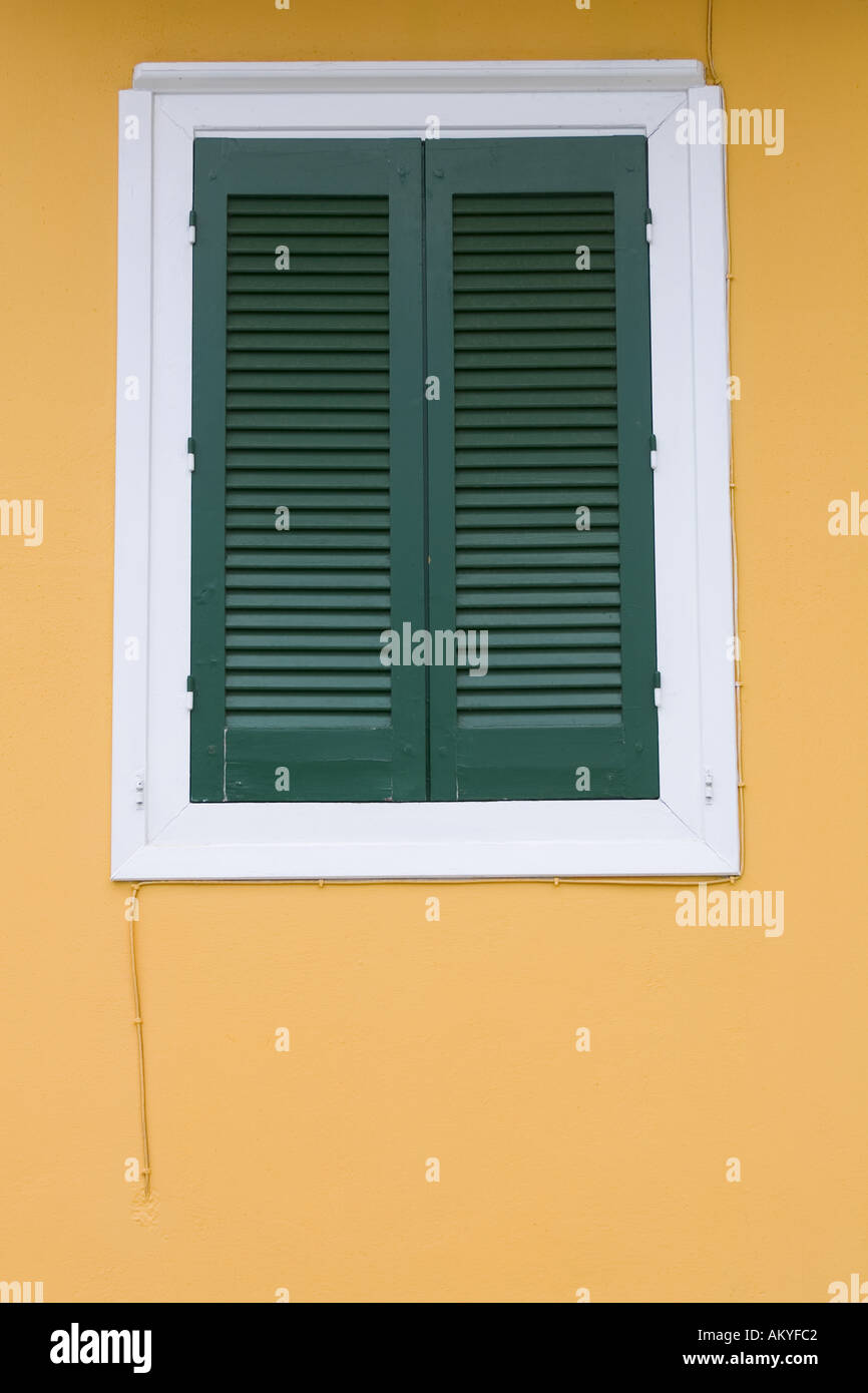 Trellis form hi-res stock photography and images - Alamy