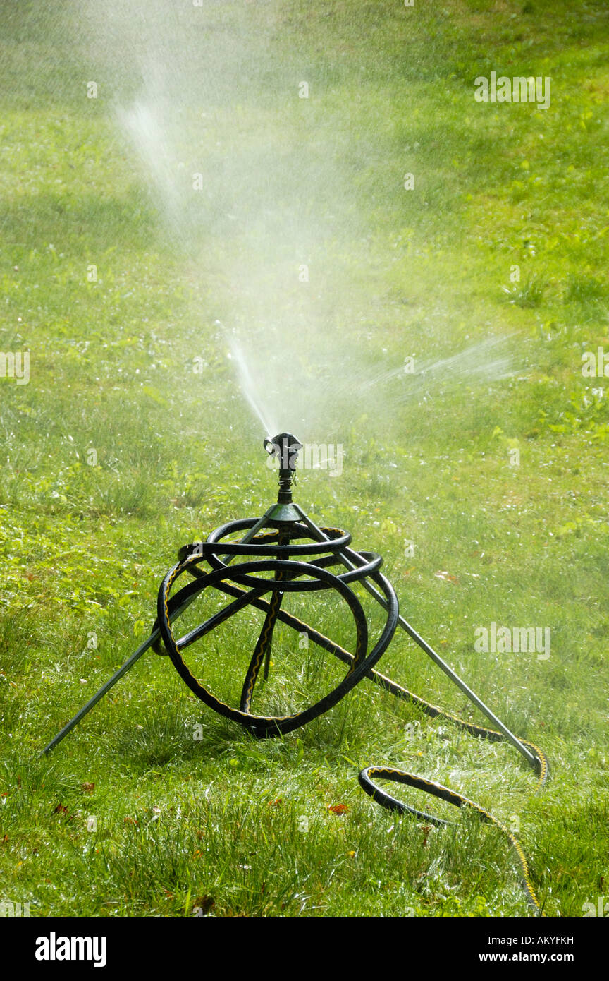 Wasser sprinkler hi-res stock photography and images - Alamy
