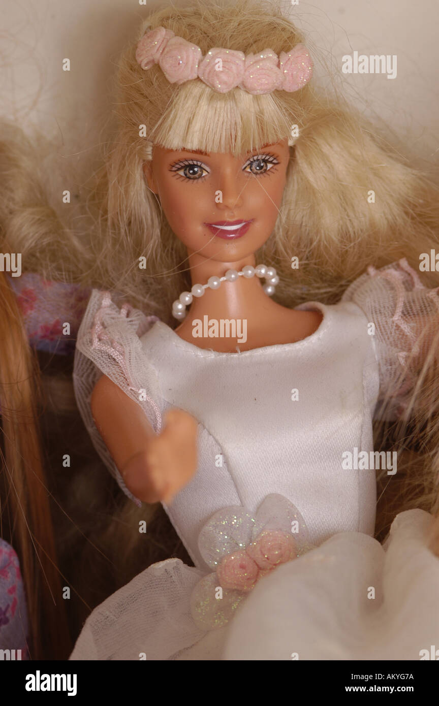 Sindy doll hi-res stock photography and images - Alamy