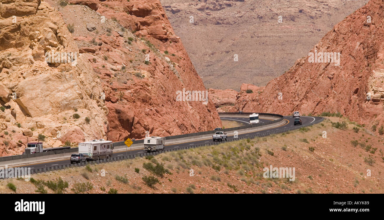Highway winding west hi-res stock photography and images - Alamy