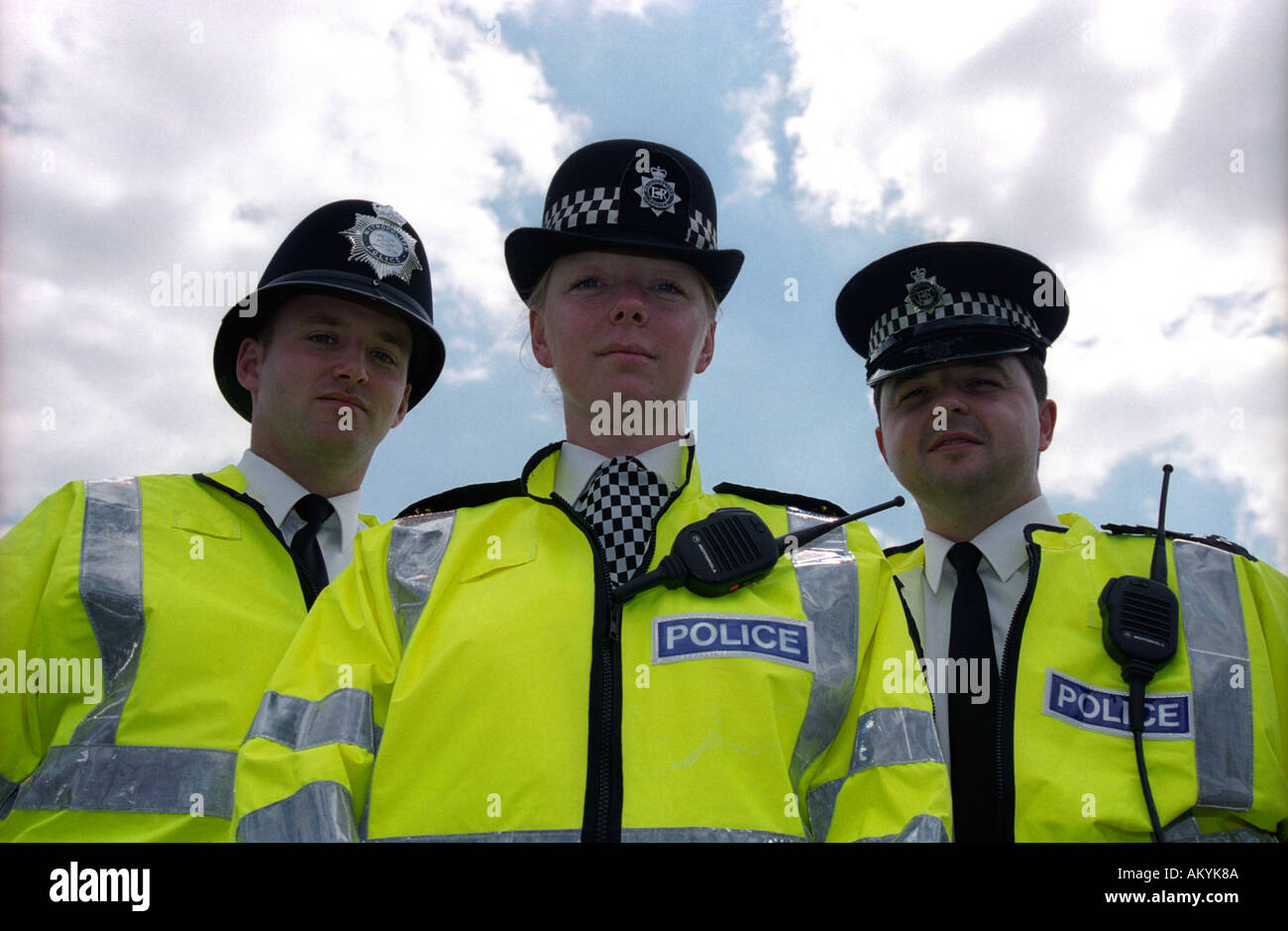 Metropolitan police radio hi-res stock photography and images - Alamy