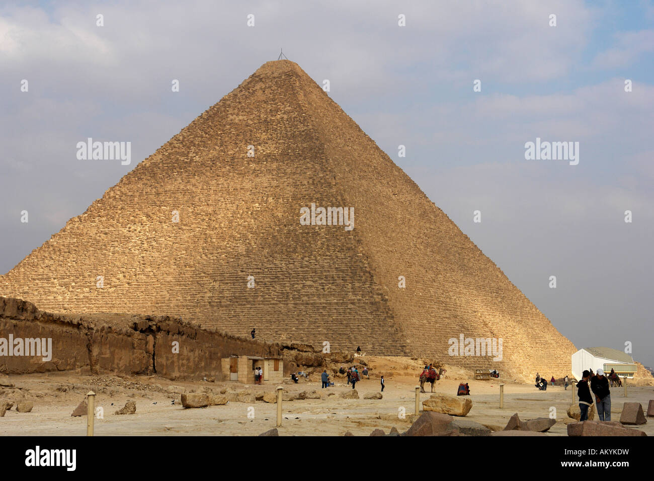 Pyramiden in kairo hi-res stock photography and images - Alamy