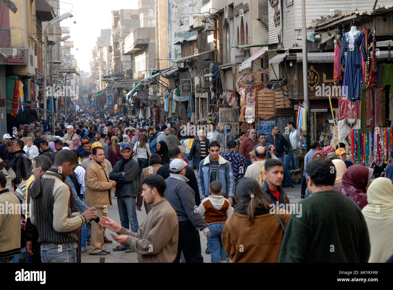 Cairo - Khan al Khalili - old muslim quarter with business and bazaars ...