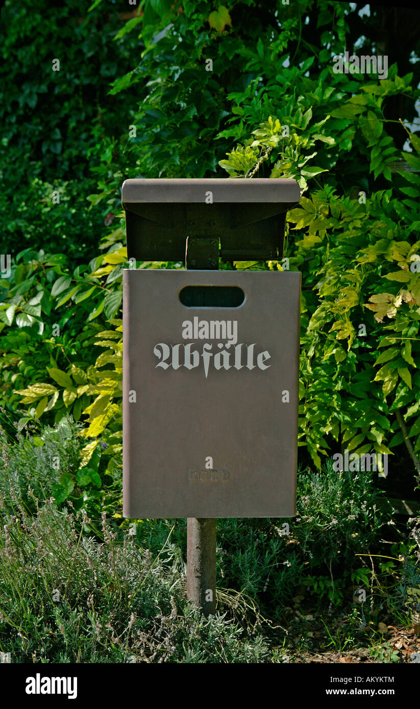 Bins bin aussenaufnahme hi-res stock photography and images - Alamy