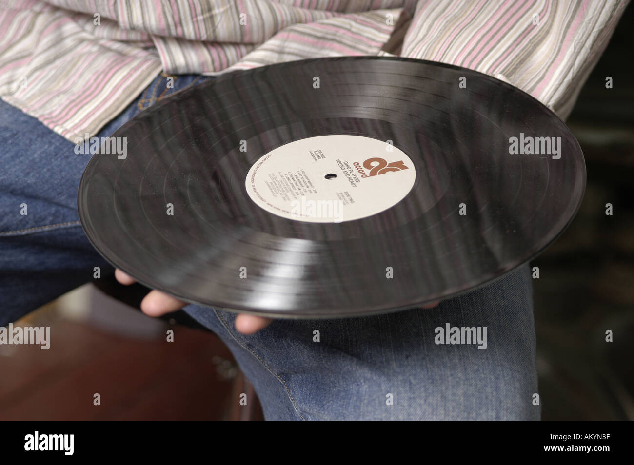Record songs and albums hi-res stock photography and images - Alamy