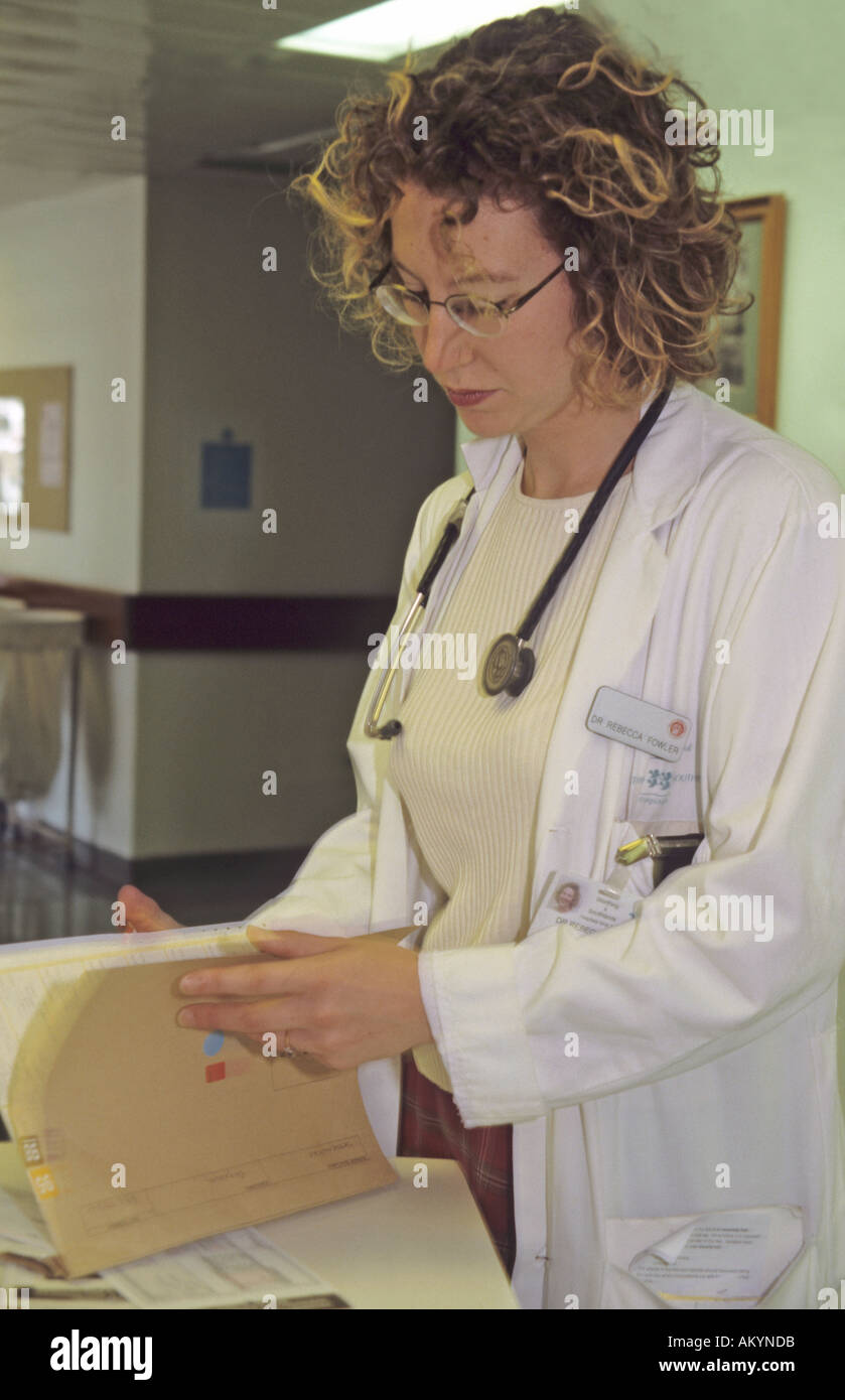 Doctor ward uk hi-res stock photography and images - Alamy