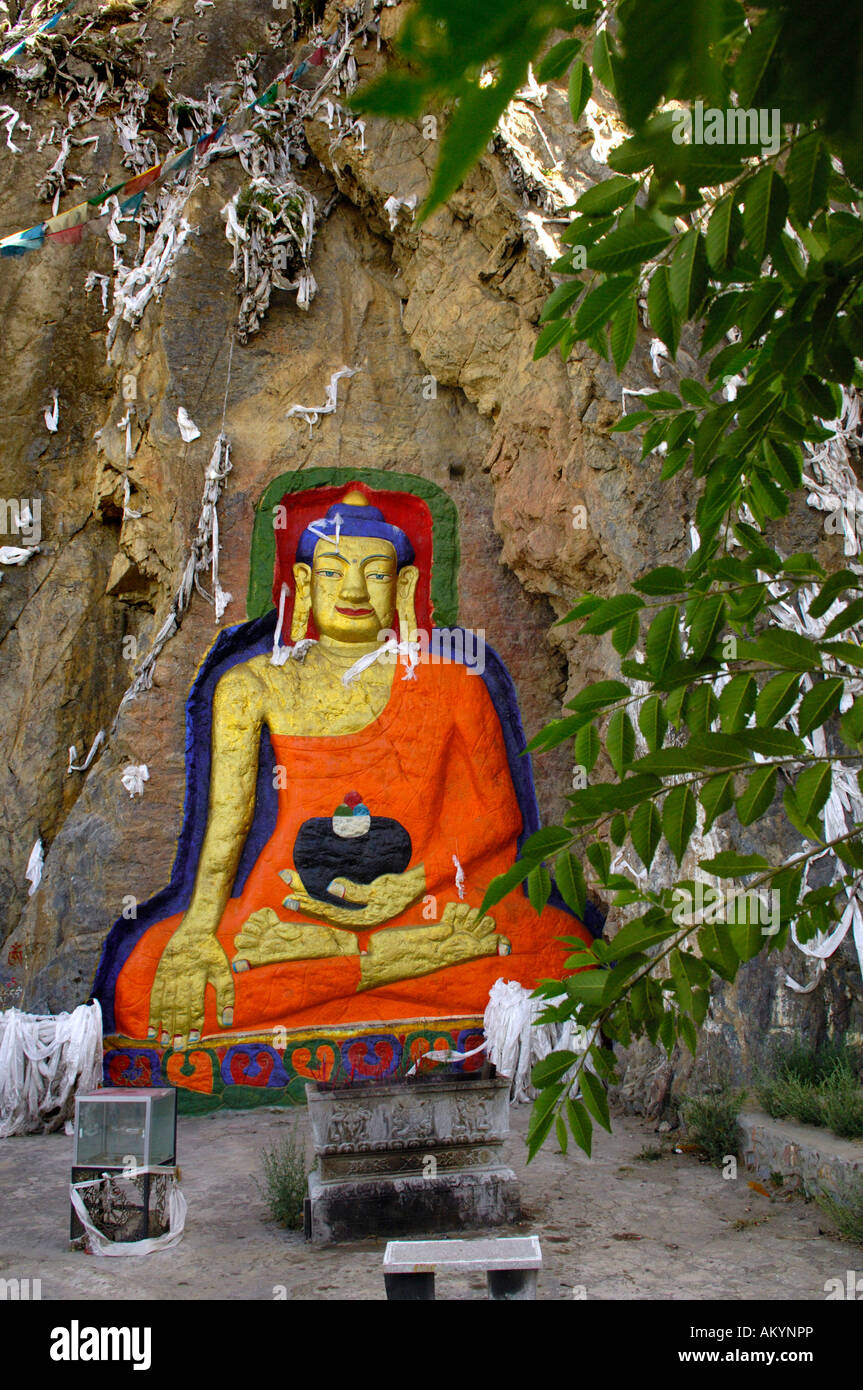 Rock relief of Buddha Shakyamuni, Tibet Stock Photo - Alamy