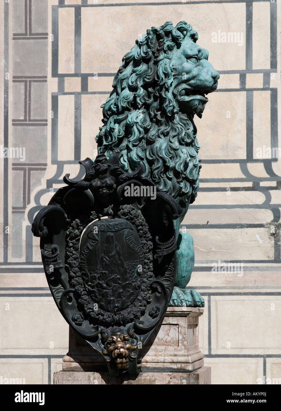 München residenz löwe hi-res stock photography and images - Alamy