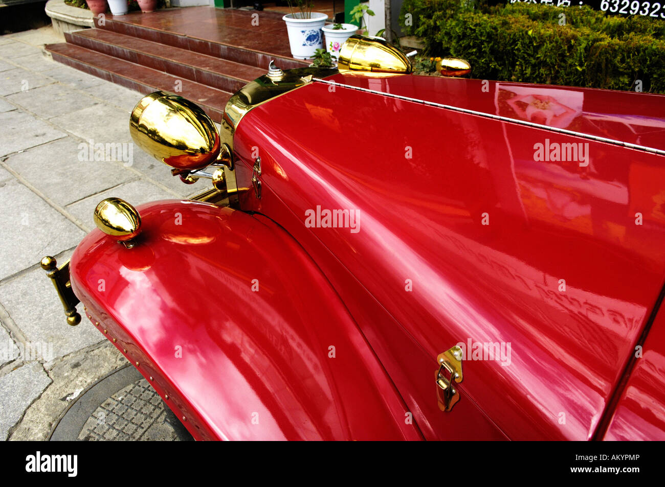 Tibetan wedding hi-res stock photography and images - Alamy