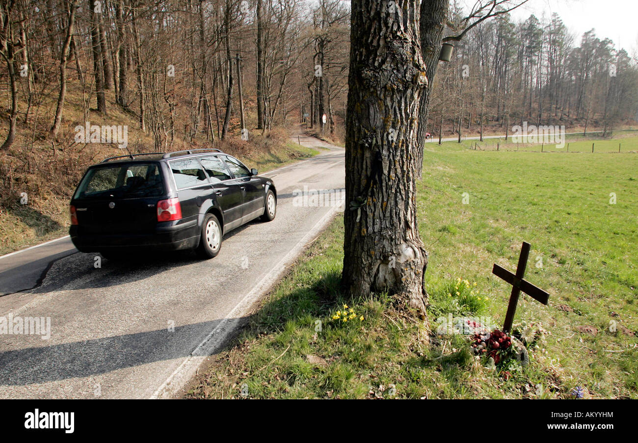 Kreuz wagen hi-res stock photography and images - Alamy