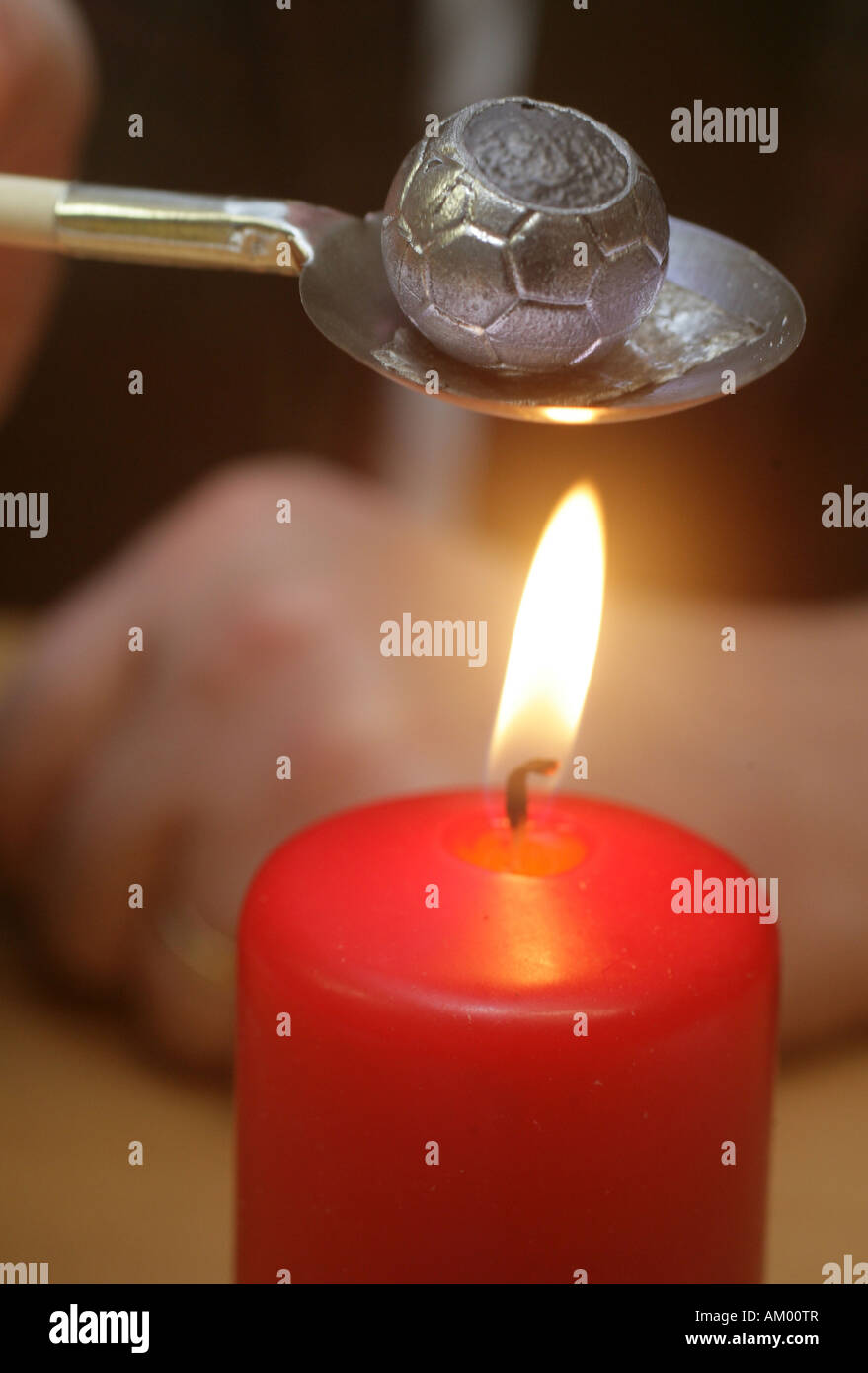 Bleigießen hi-res stock photography and images - Alamy