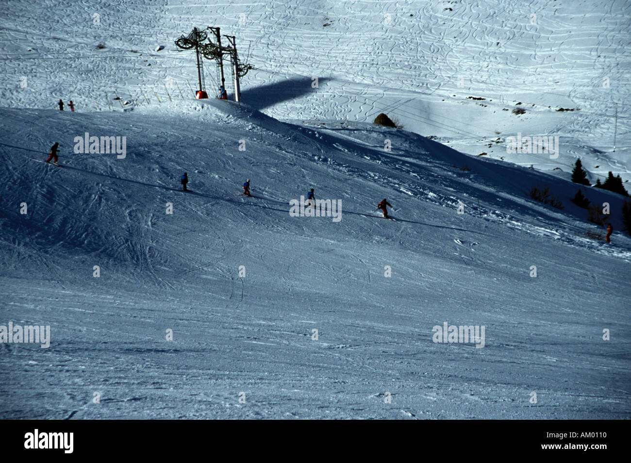 Alpine skiiers hi-res stock photography and images - Alamy