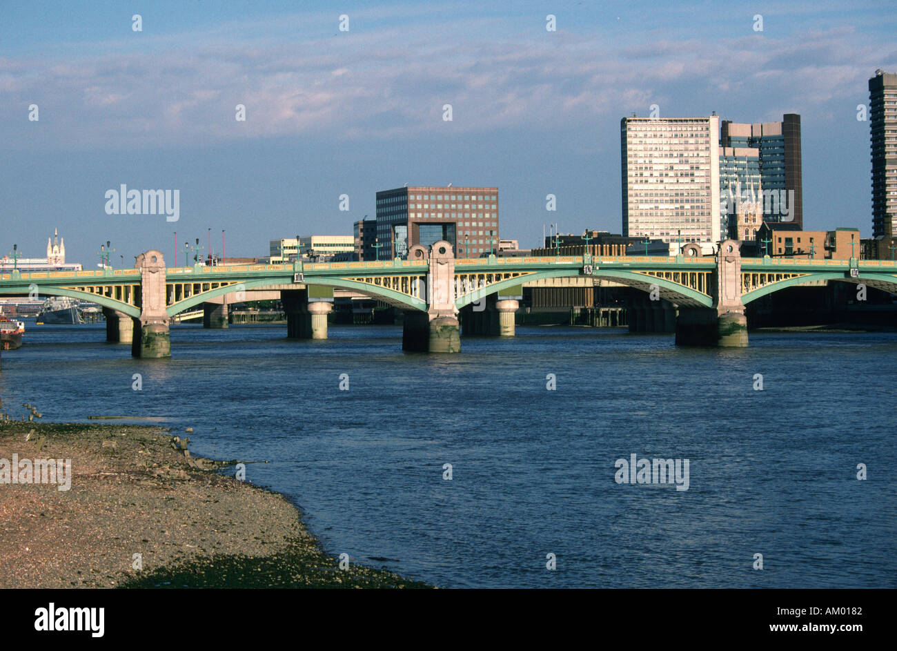 Southwark Bridge, River Thames, London Stock Photo - Alamy