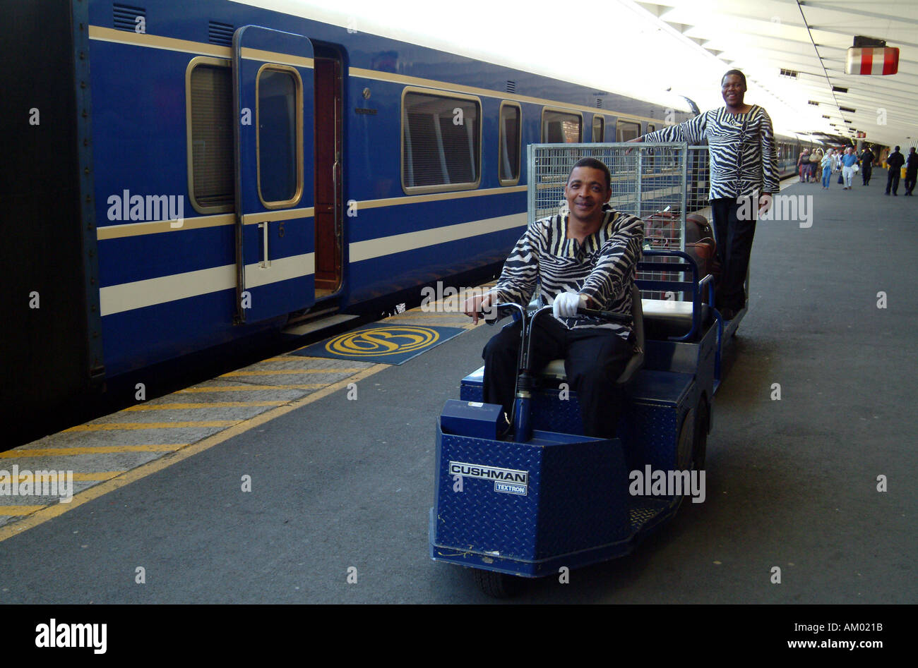 Blue Train Cape Town South Africa RSA Porters Ride on Mini Blue Train ...