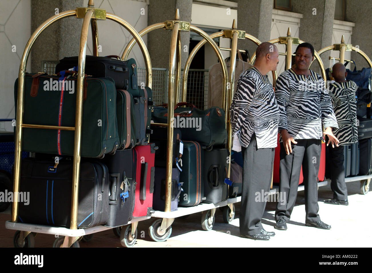 Blue Train Cape Town South Africa RSA Butlers With Passengers Luggage ...