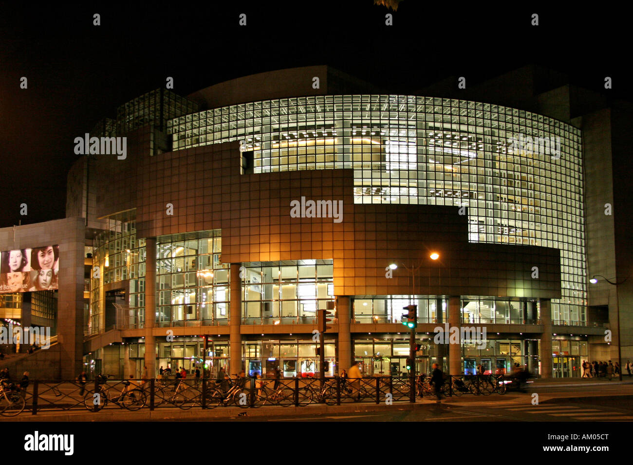 Opera Bastille Paris France Stock Photo - Alamy
