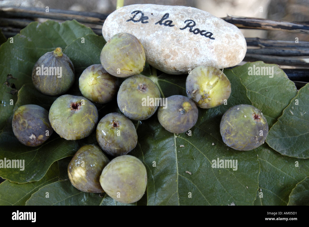 Various types of Figs on display at an outdoor stand Stock Photo - Alamy