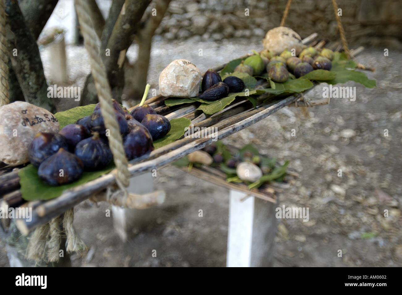 Various types of Figs on display at an outdoor stand Stock Photo - Alamy