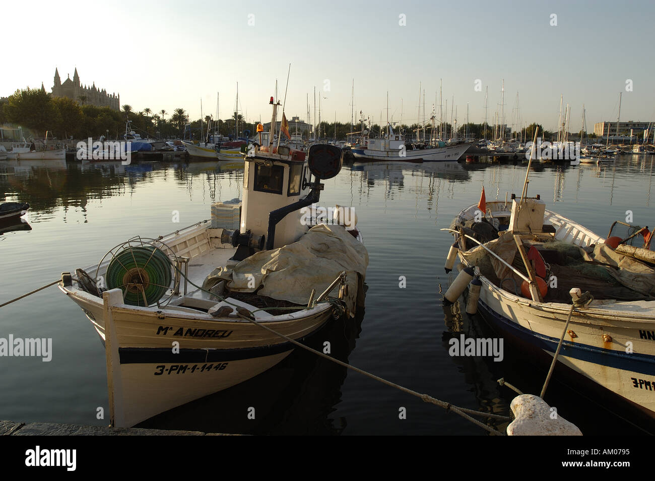 Port de palma de majorque majorque hi-res stock photography and images ...
