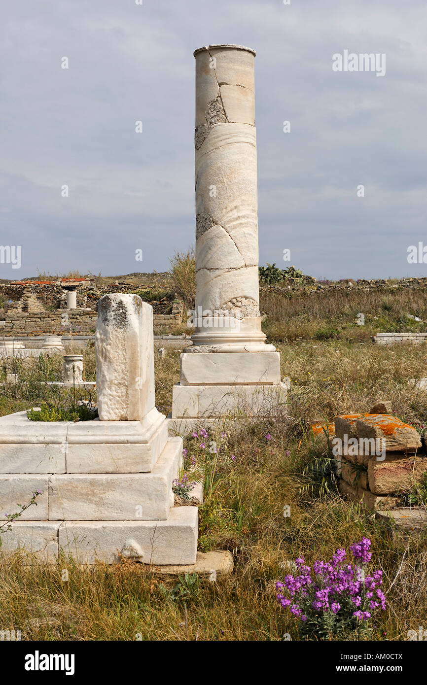 Marble column , Delos, Greece Stock Photo - Alamy