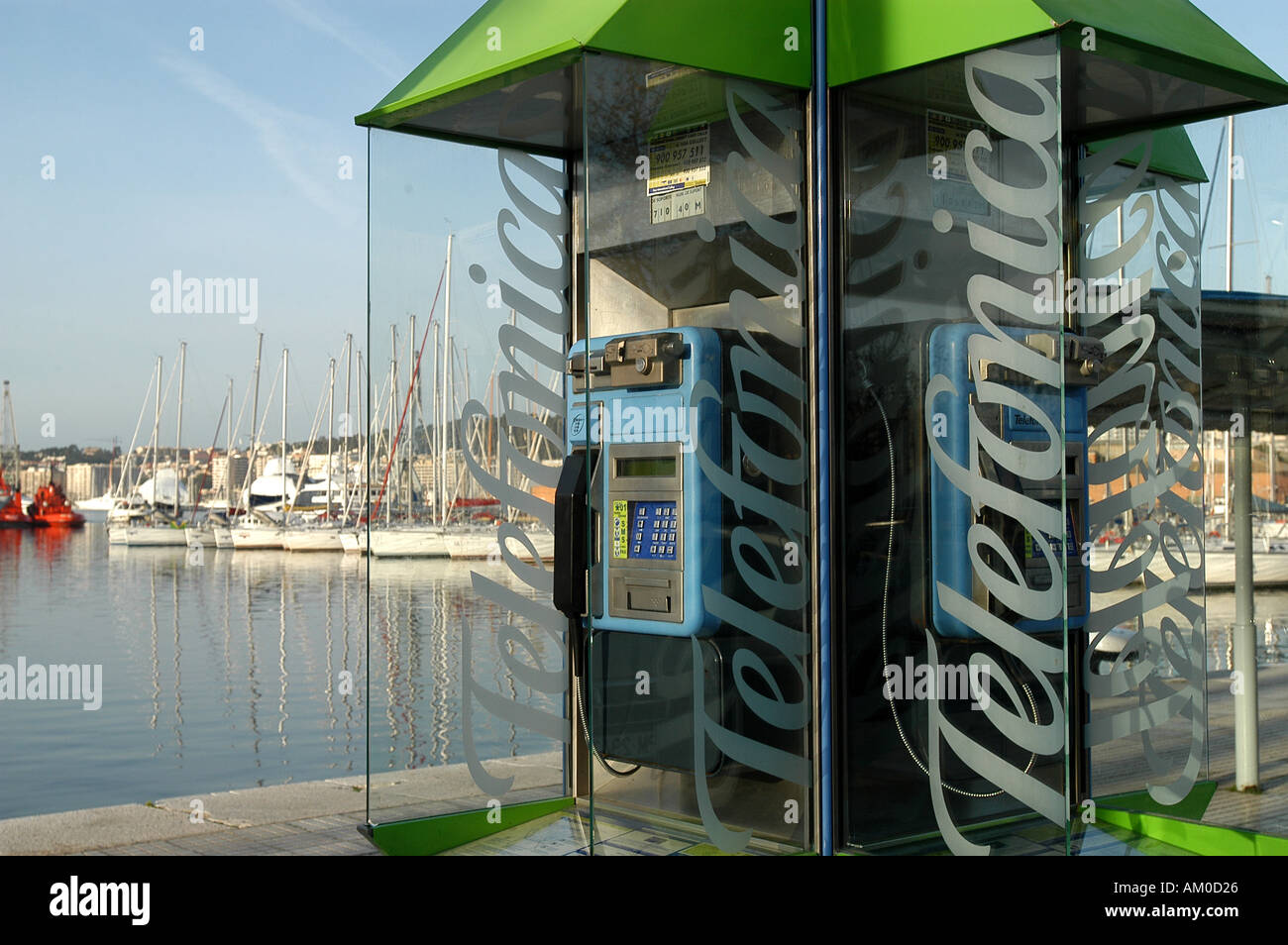 Vacances phone hi-res stock photography and images - Alamy