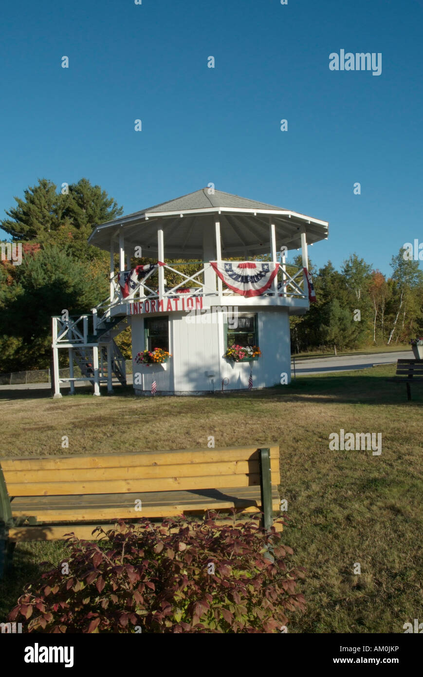 Informtion center at the junction of Route 302 and Route 3 in Twin ...