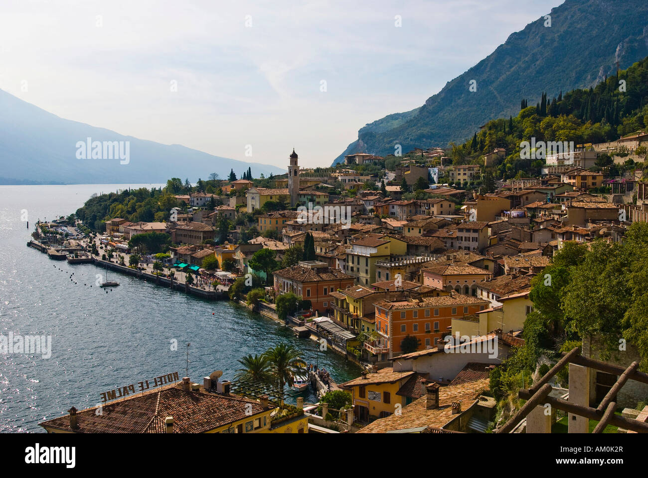 Italienische stadt limone hi-res stock photography and images - Alamy