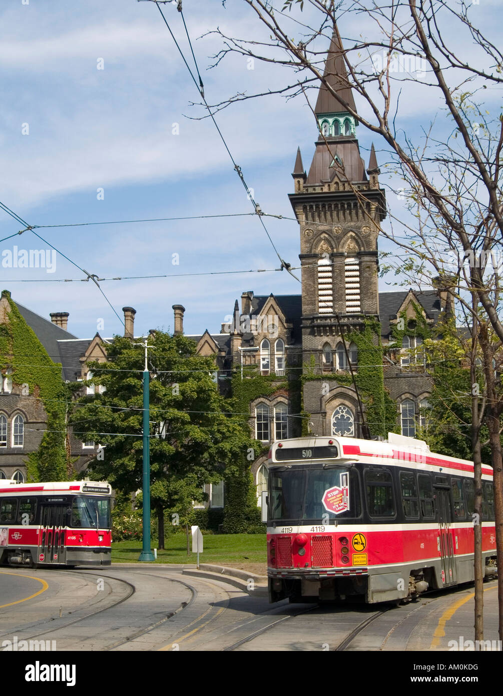 Front university college university toronto hi-res stock photography ...