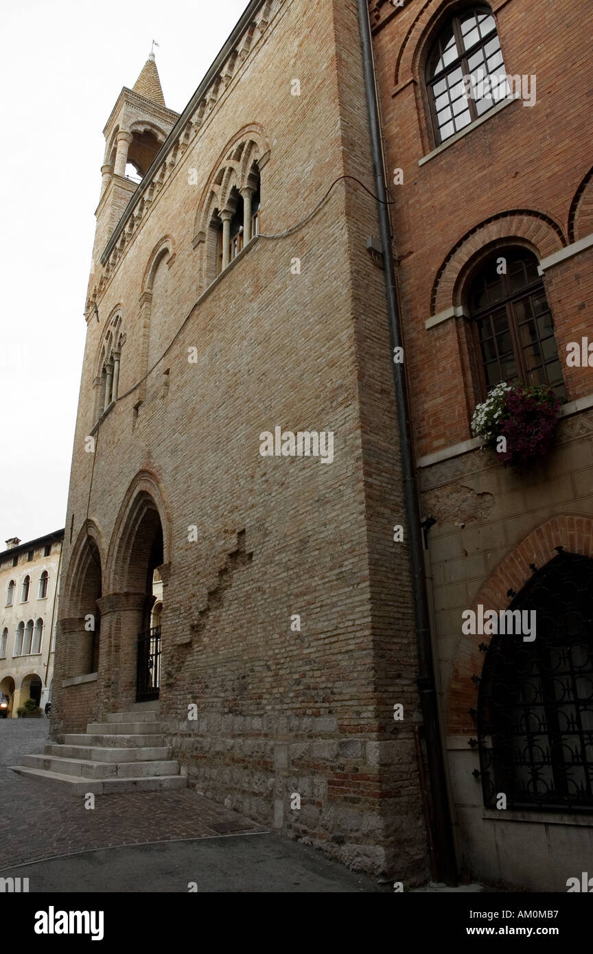 Town hall pordenone hi-res stock photography and images - Alamy