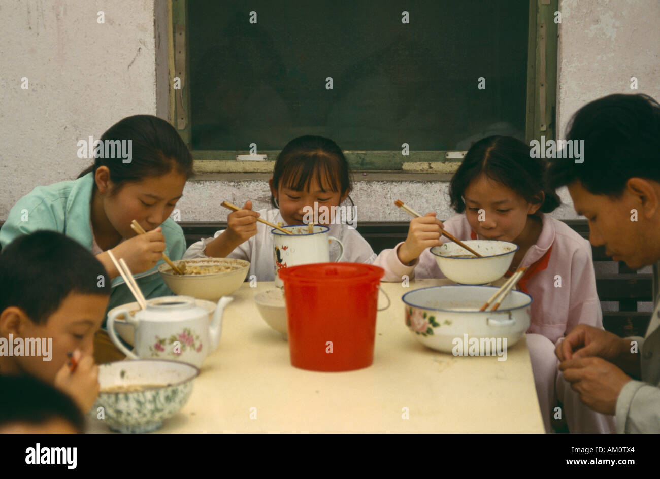 CHINA Food Eating Stock Photo - Alamy