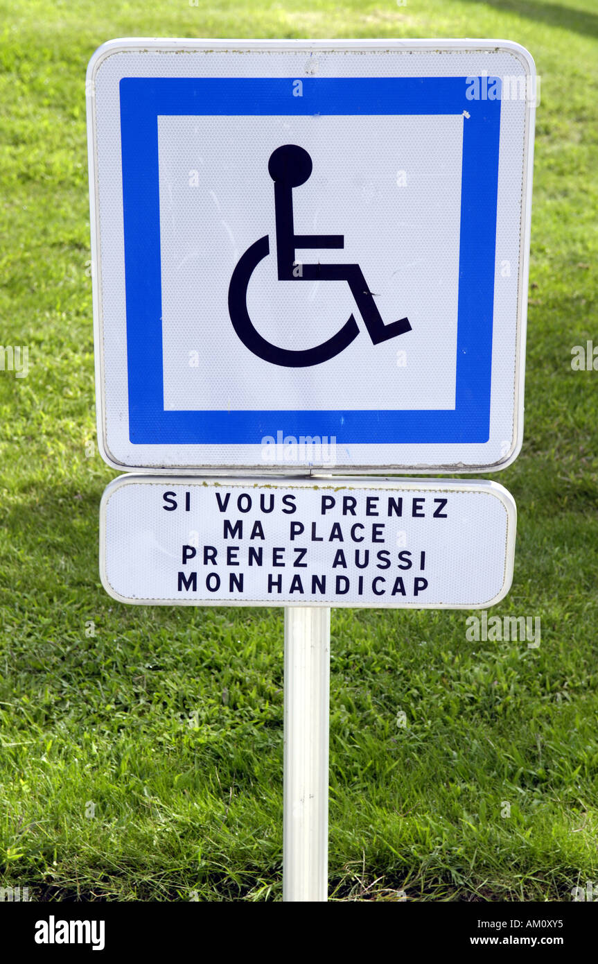 French disabled parking sign slogan hi-res stock photography and images ...