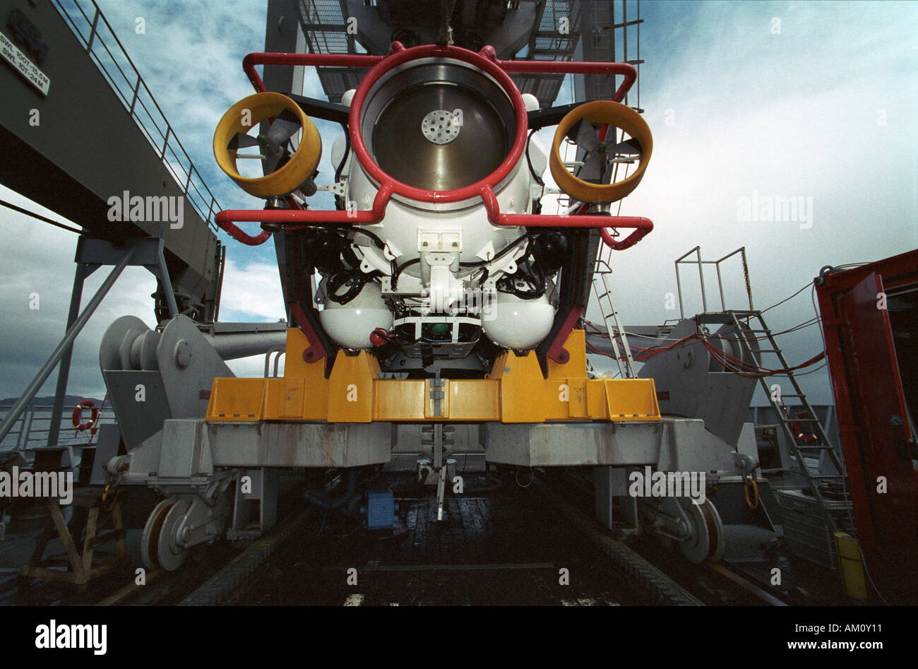 Lr5 submarine hi-res stock photography and images - Alamy