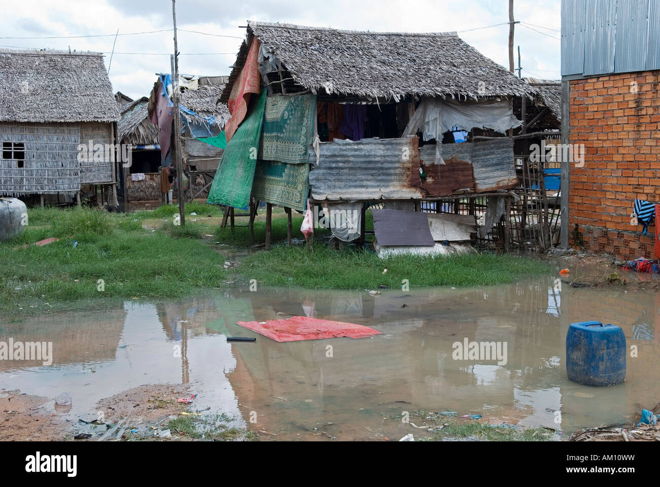 Flooded slum area Andong, Phnom Penh, Cambodia Stock Photo - Alamy