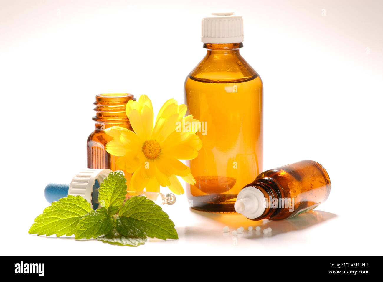 Homeopathic remedies hi-res stock photography and images - Alamy