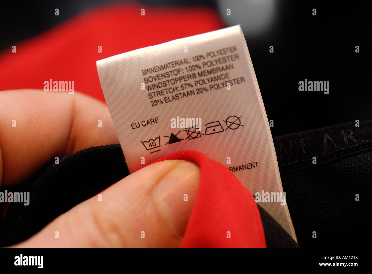 Washing instructions label symbols hi-res stock photography and images ...