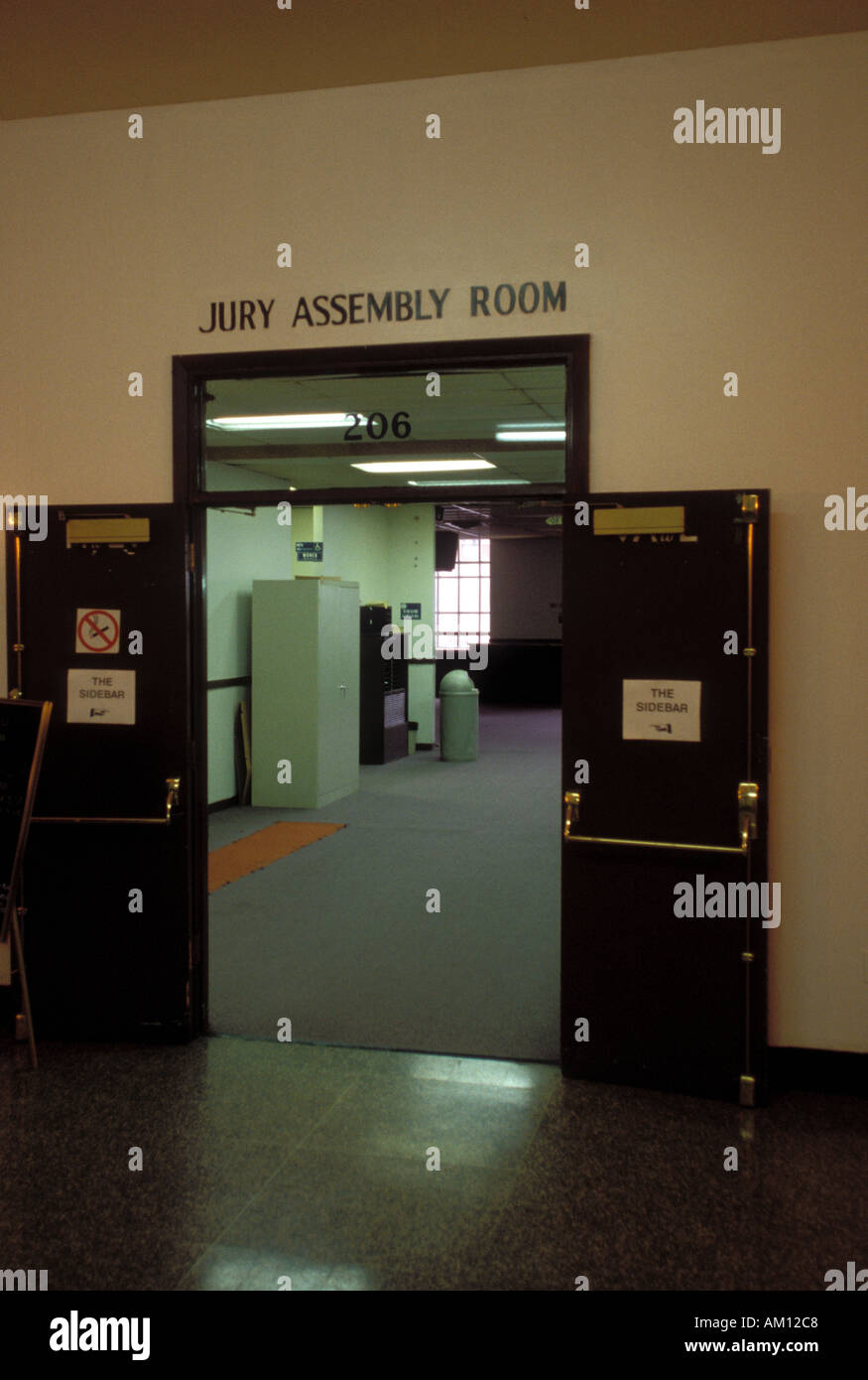 Court room usa hi-res stock photography and images - Alamy