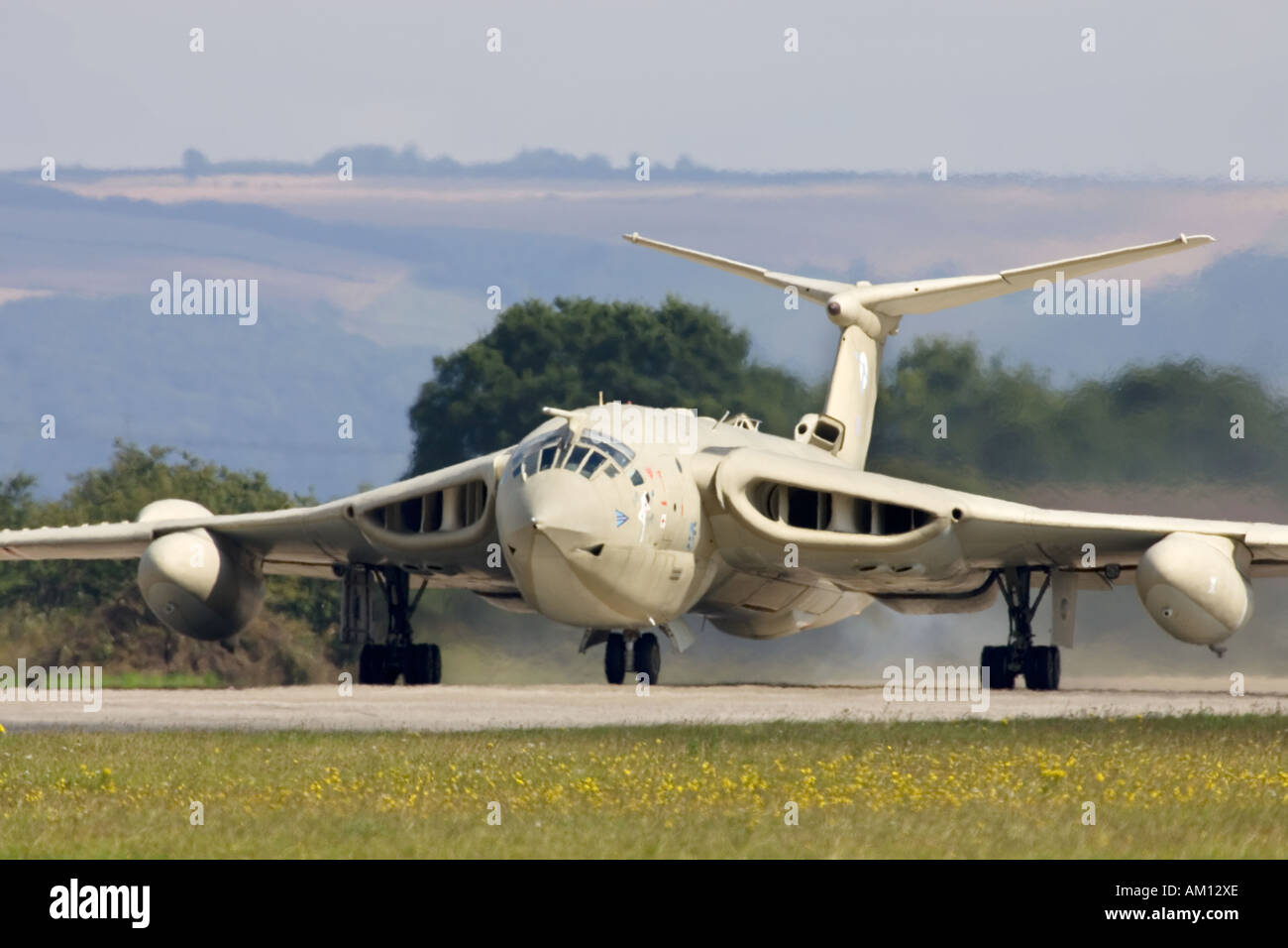 Handley Page Victor K2 Tanker V Bomber Stock Photo - Alamy