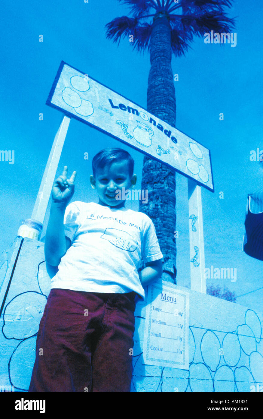 Lemonade Stand And Man High Resolution Stock Photography and Images - Alamy