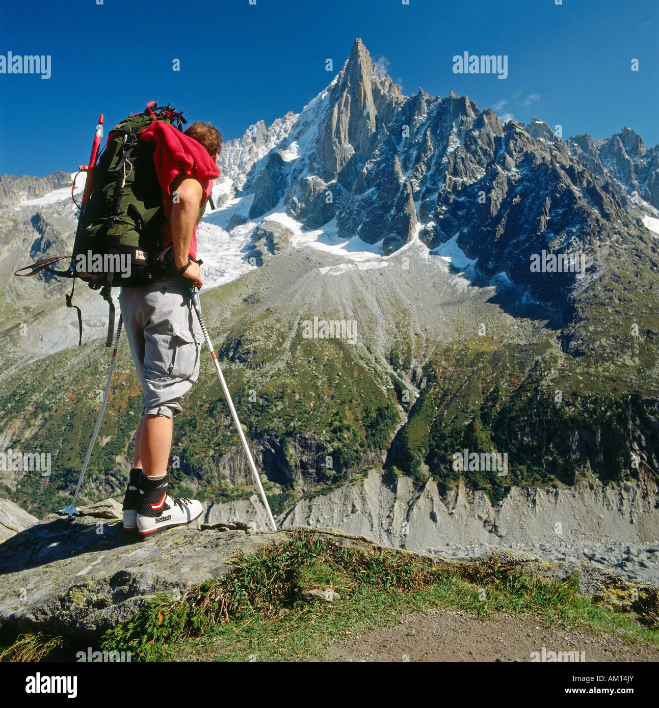 Le dru mountain hi-res stock photography and images - Alamy