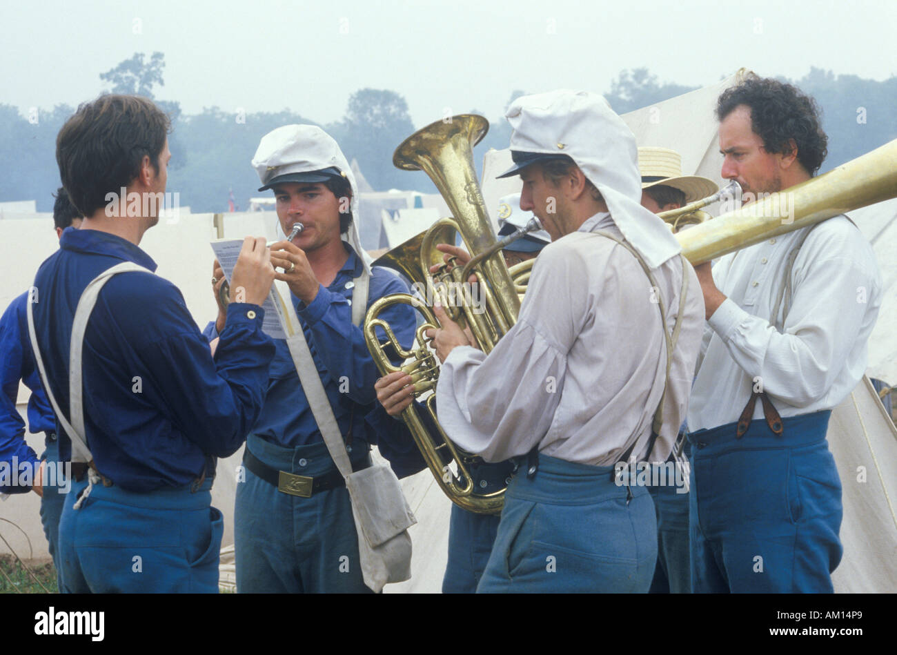 Confederate participants playing instruments during recreation of ...
