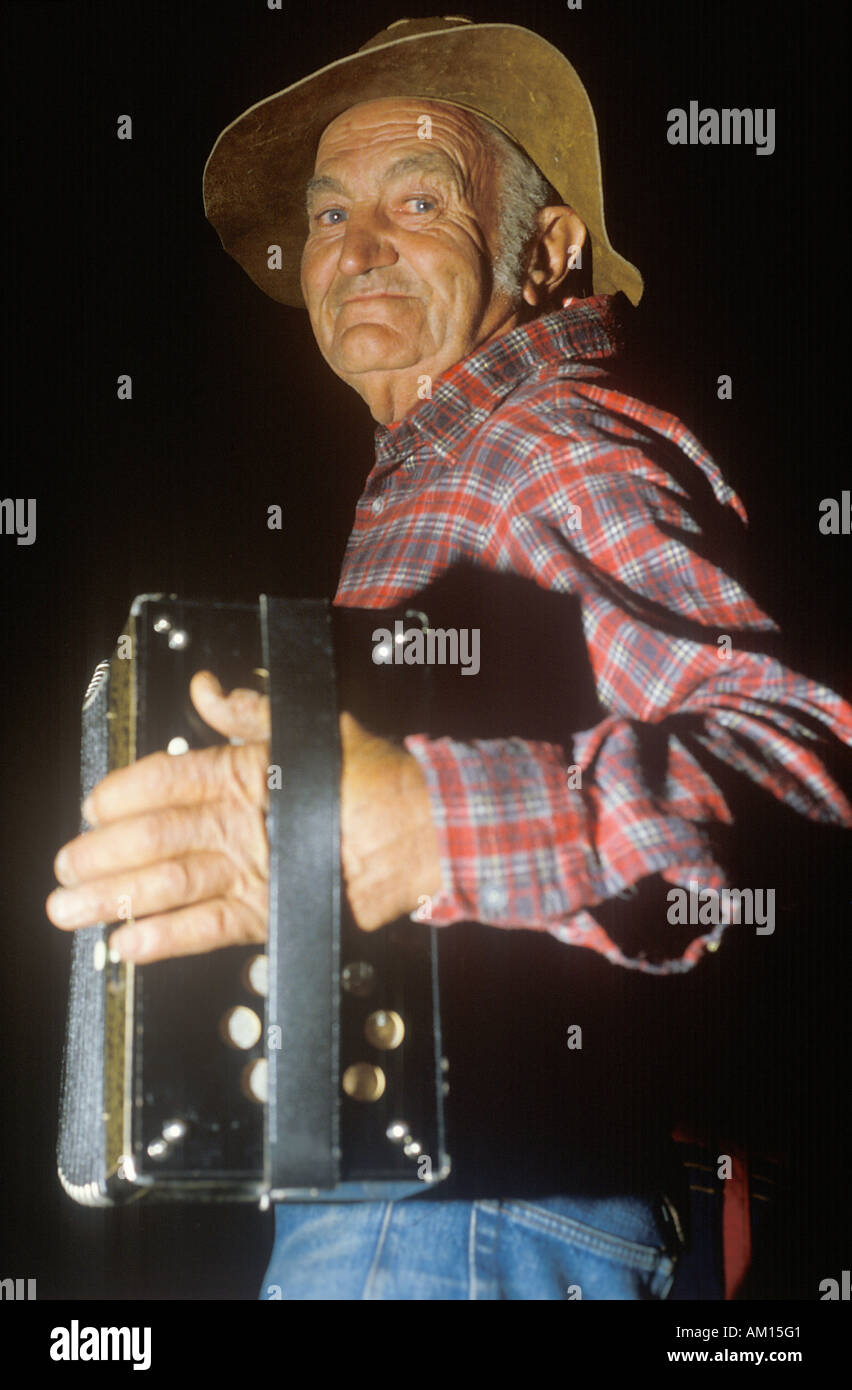 Singing cowboy hi-res stock photography and images - Alamy