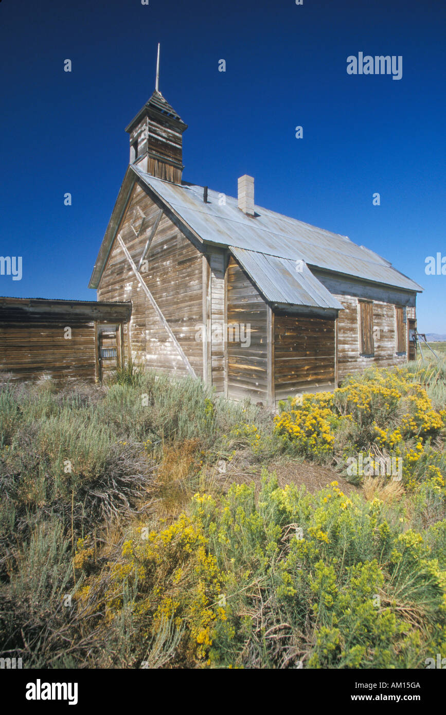 Deserted Western building in Western ID Stock Photo - Alamy
