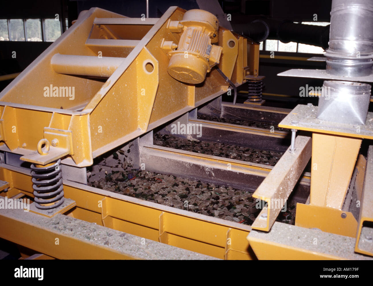 Glass recycling machine hi-res stock photography and images - Alamy