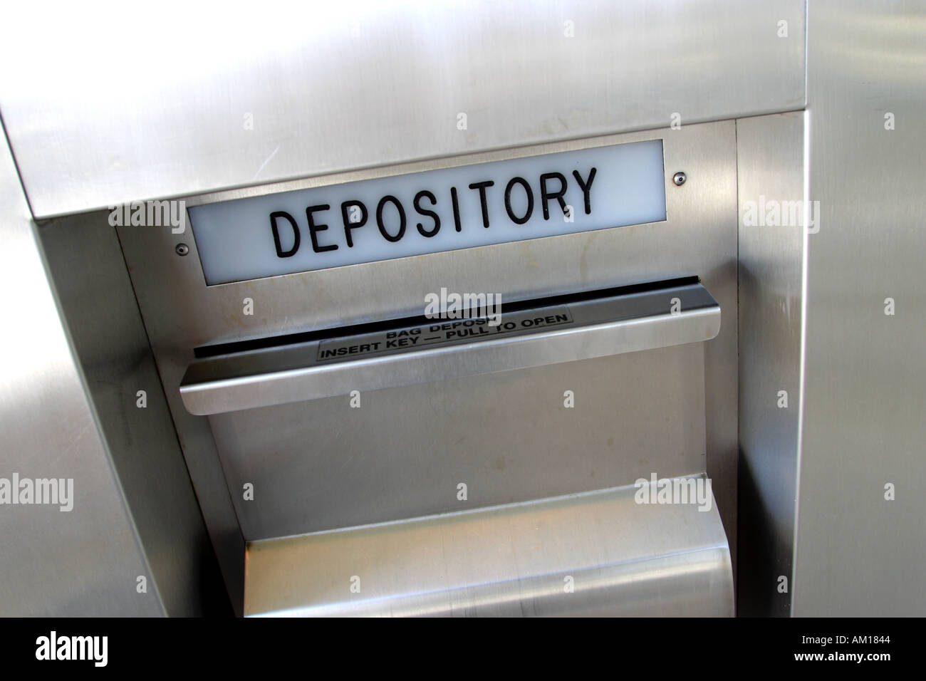 Night deposit box hi-res stock photography and images - Alamy