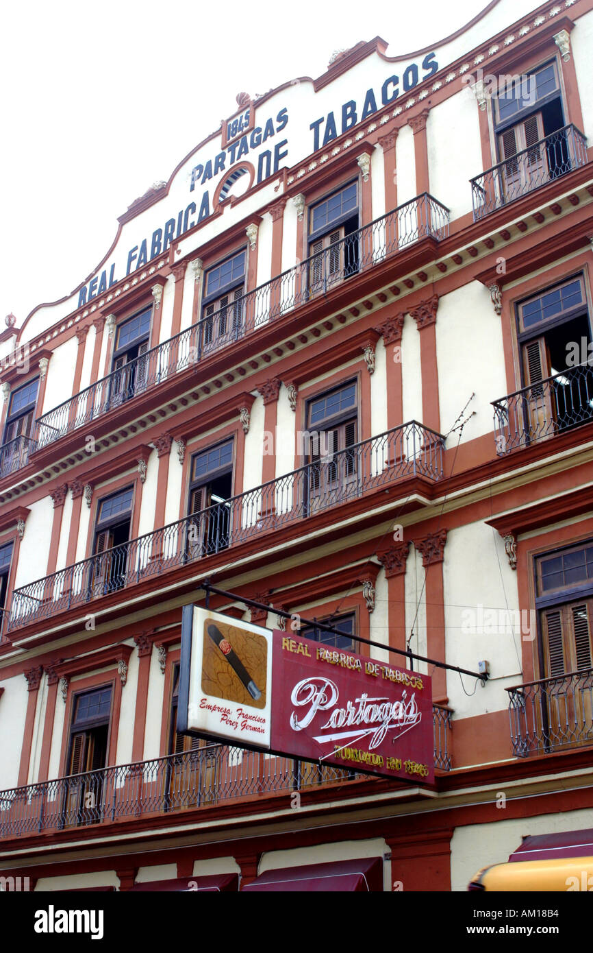 Partagas cigars factory hi-res stock photography and images - Alamy
