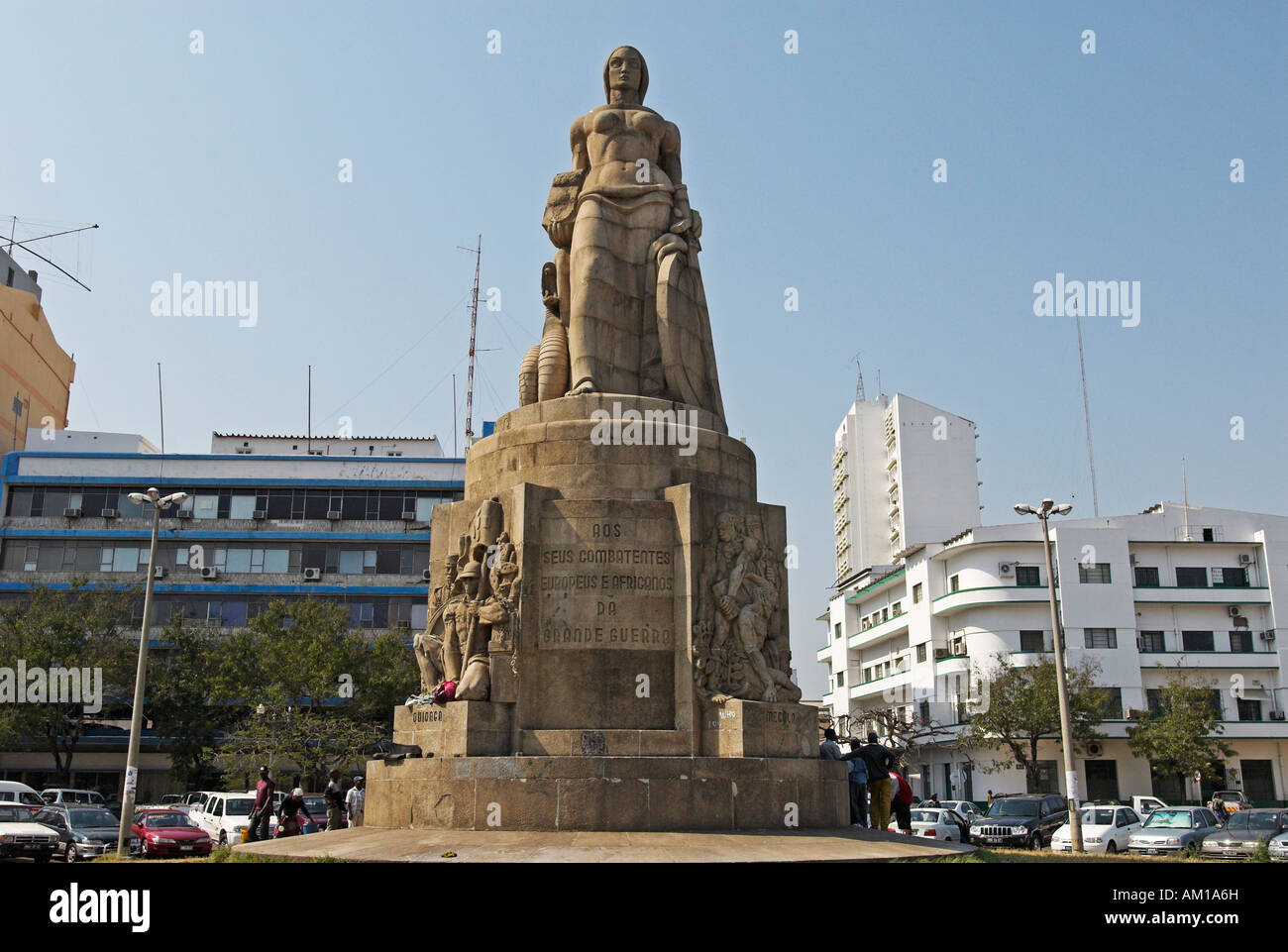Monument at Praca dos Trabalhadores, Maputo, Mozambique, Africa Stock ...